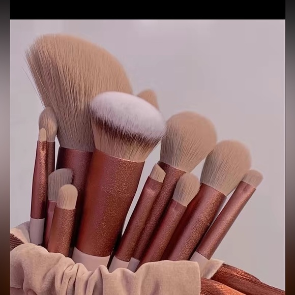 Makeup | Complete Your Look 13 Piece Makeup Brush Set With Storage Bag ...